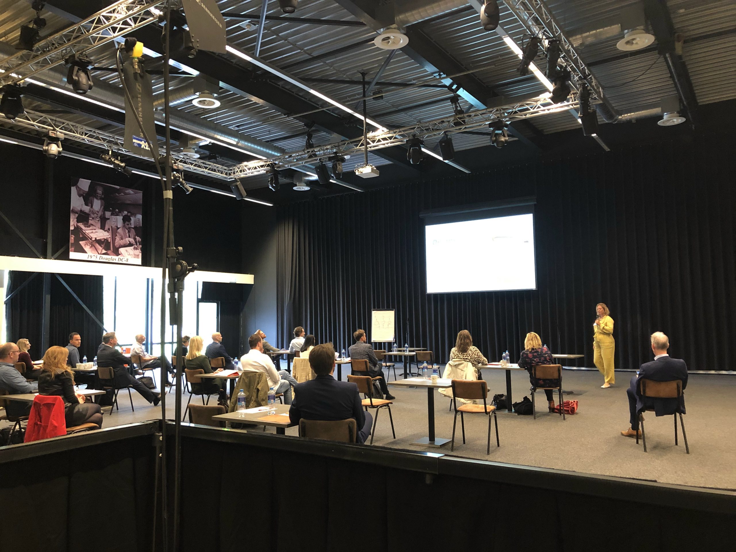 Look back introduction course aviation - NAG